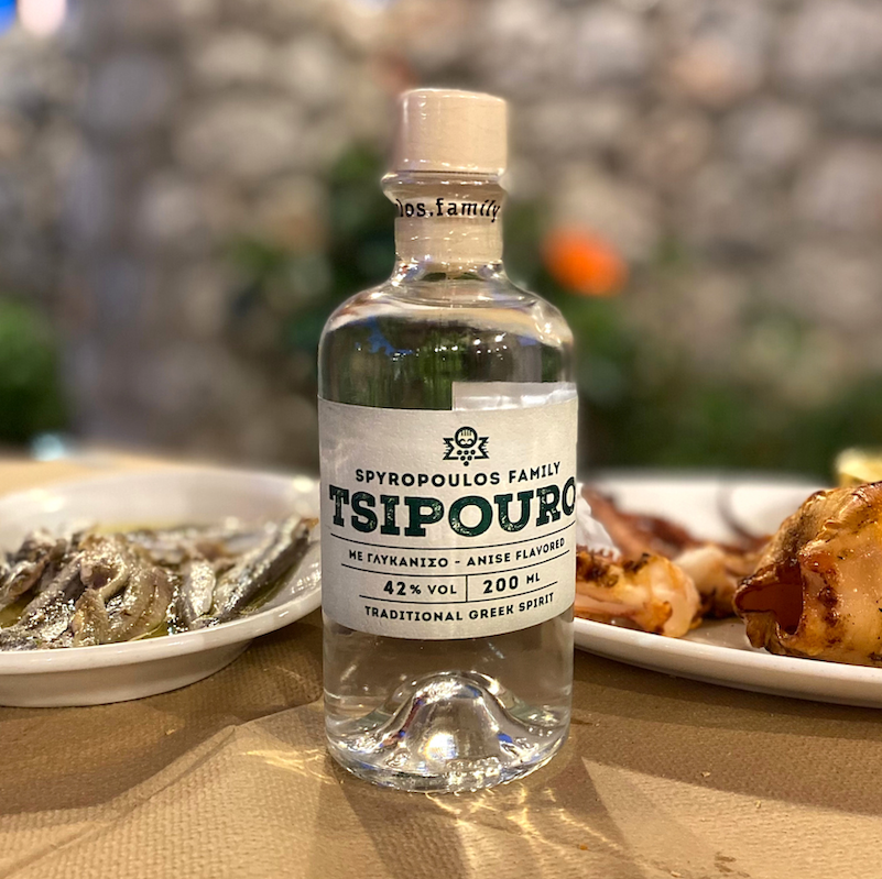 Τσίπουρο Σπυρόπουλος με γλυκάνισο – Spyropoulos Family